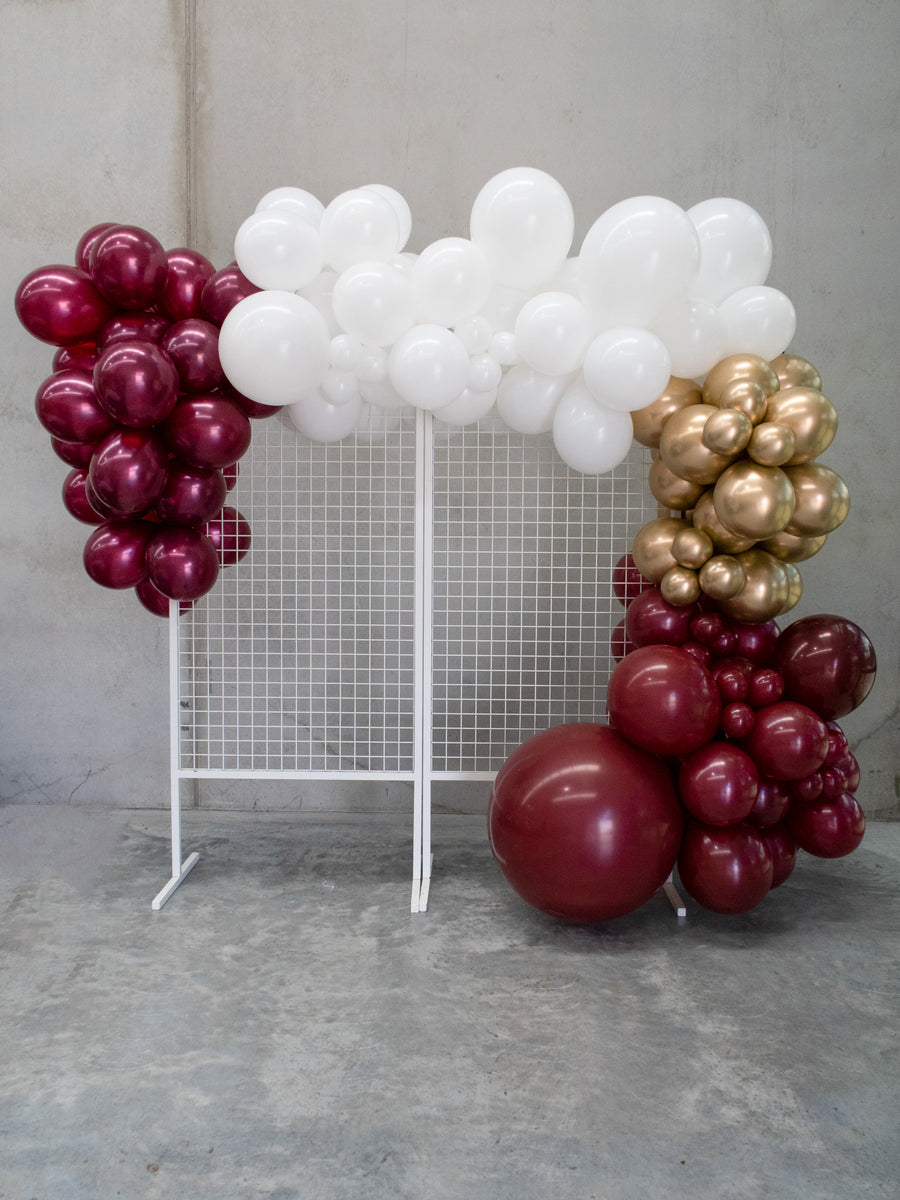 Rectangle Mesh + Large Garland – Bespoke Balloons Ballarat